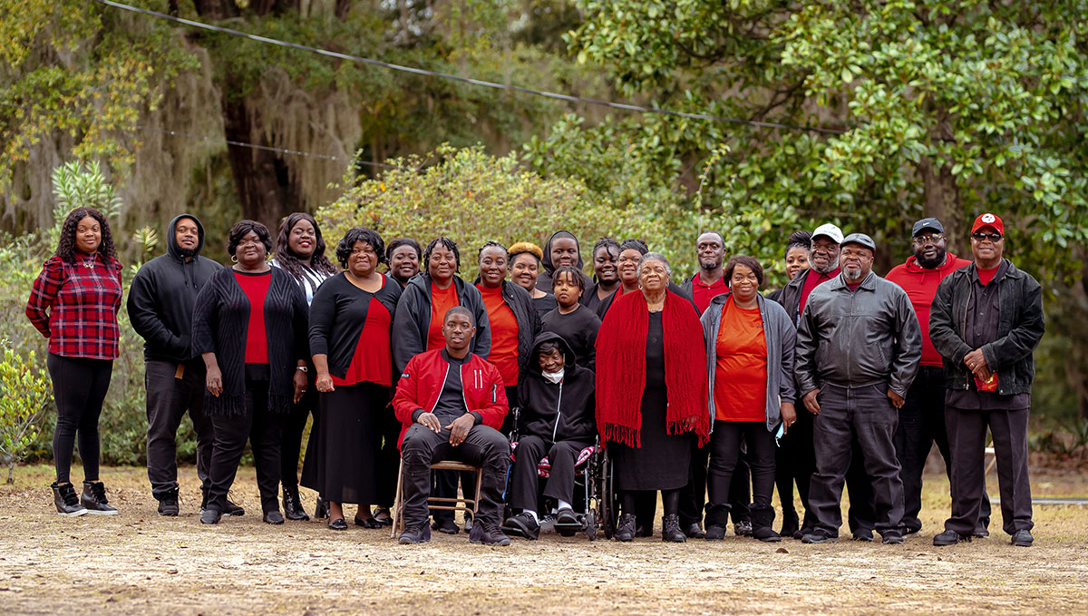 Genealogist uncovers three centuries of his family’s history ...