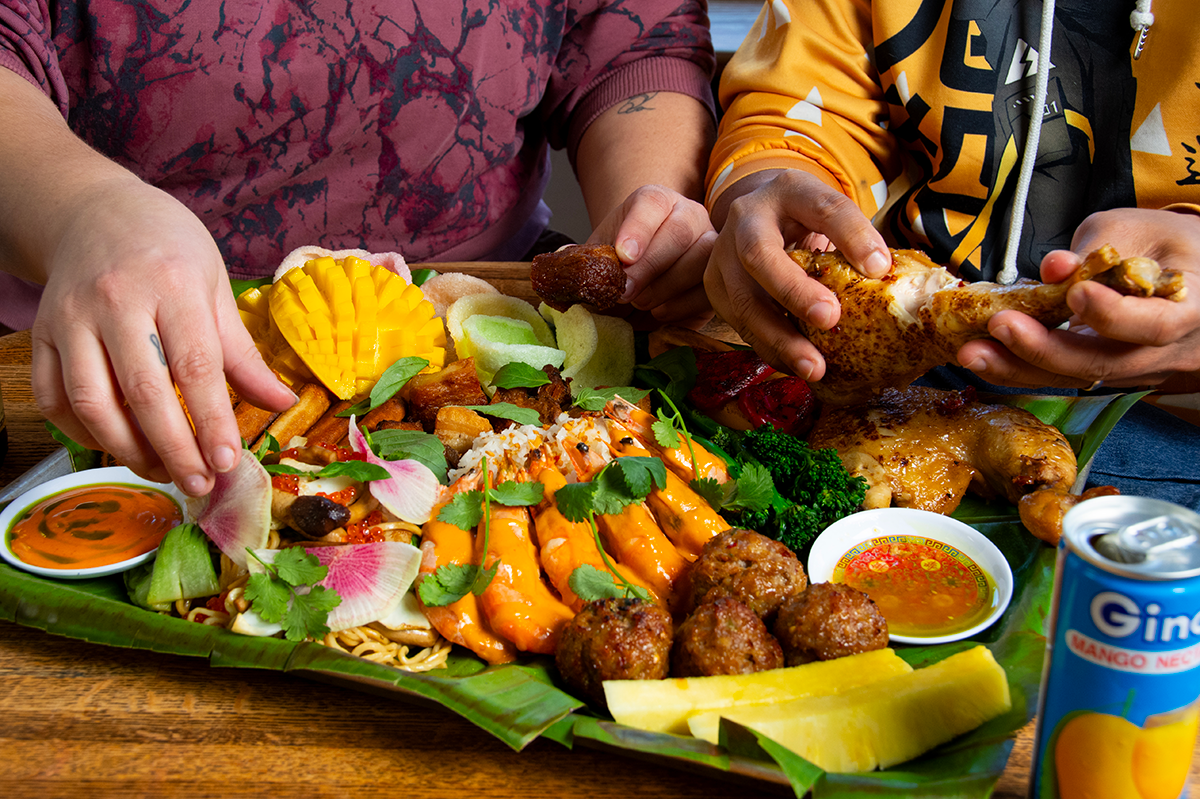 Communal Eating: Restaurants embrace shareable family-style dining ...