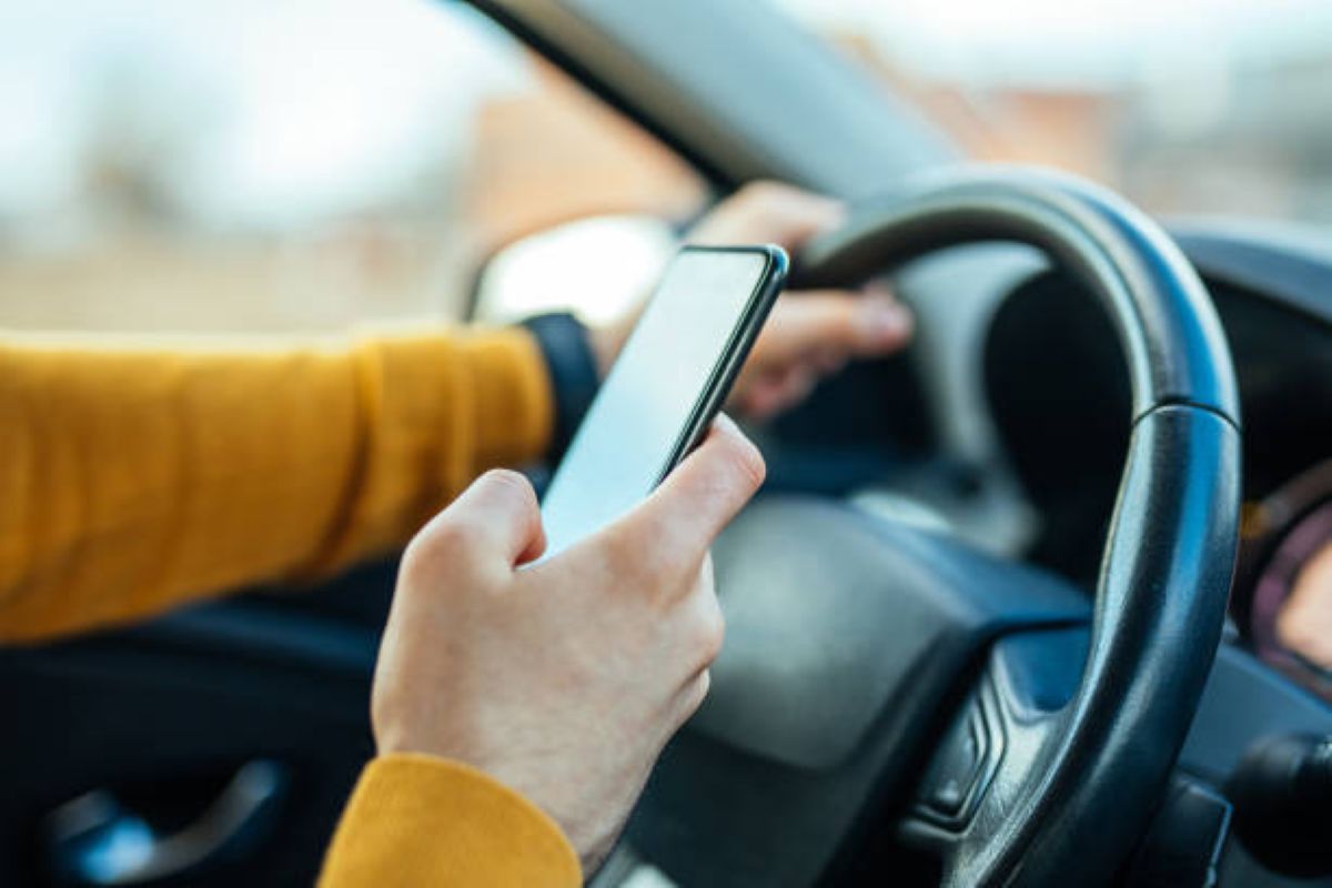 Hands off: New state law on mobile phones starts Sept. 1 - Charleston ...