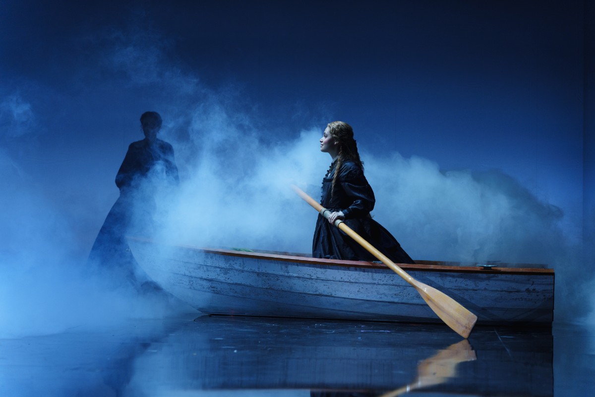 Review: “Screw” successfully turns up creep factor - Charleston City Paper