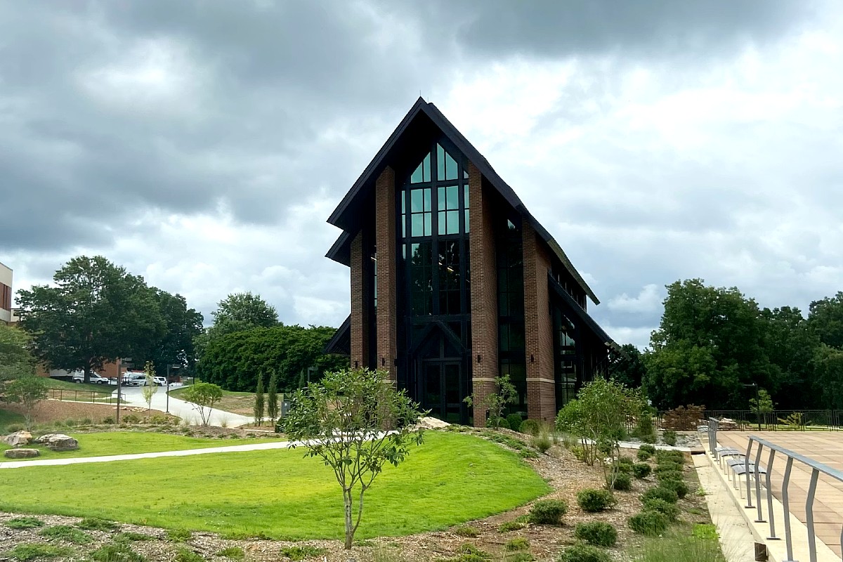 Mystery photo: Modern structure - Statehouse